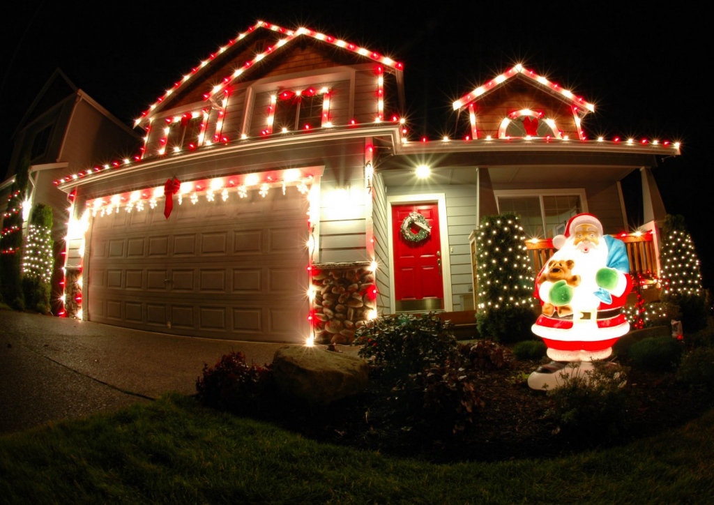 Why You Should Go for LED Christmas Lights? Top 7 Reasons