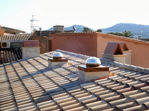 What Are Sunpipes and How Are They Installed?